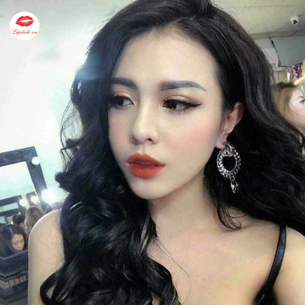 [Review] Son NYX Pin-Up Pout Màu Individualistic Nâu Ấm Trendy